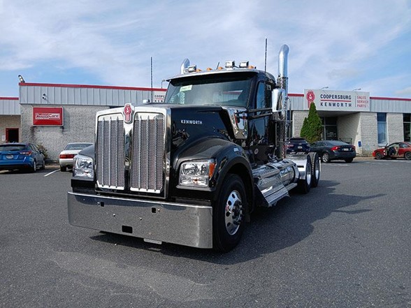 New KENWORTH W990 for sale - 2025 - 175909 - Coopersburg & Liberty Kenworth